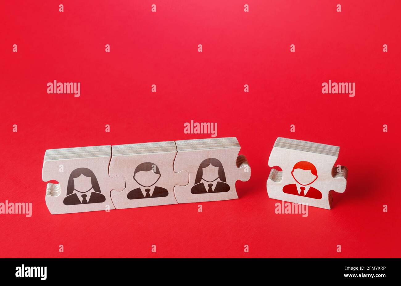 Team bonding hi-res stock photography and images - Alamy