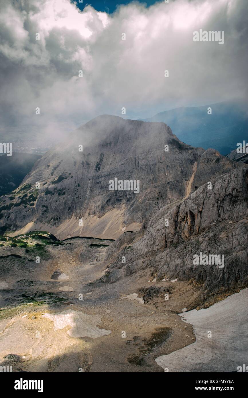 Hiking to Koncheto, view across the peaks of the Pirin Mountains in ...
