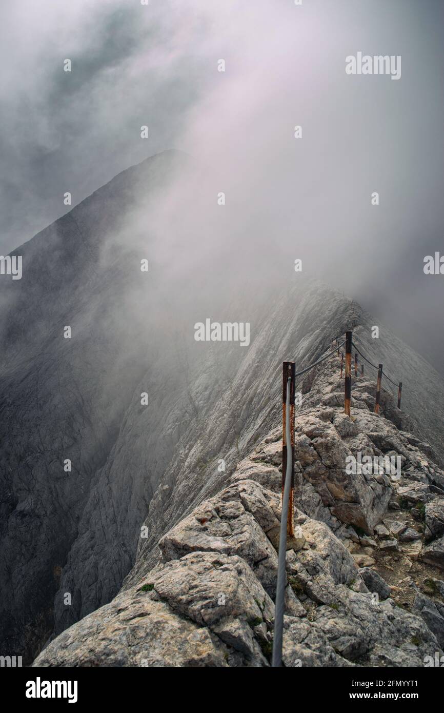 Hiking to Koncheto, view across the peaks of the Pirin Mountains in ...