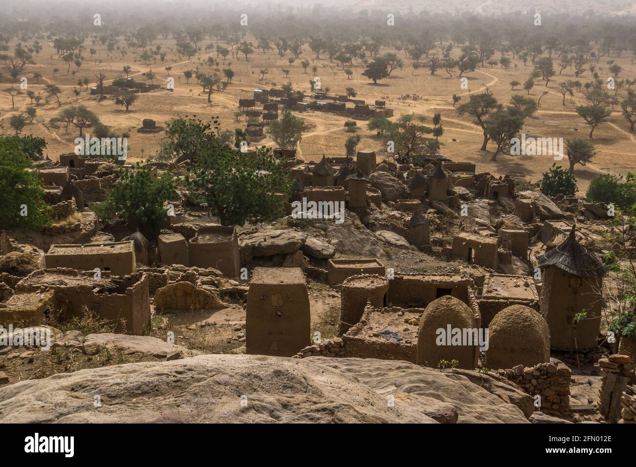 Dogon architecture hi-res stock photography and images - Alamy