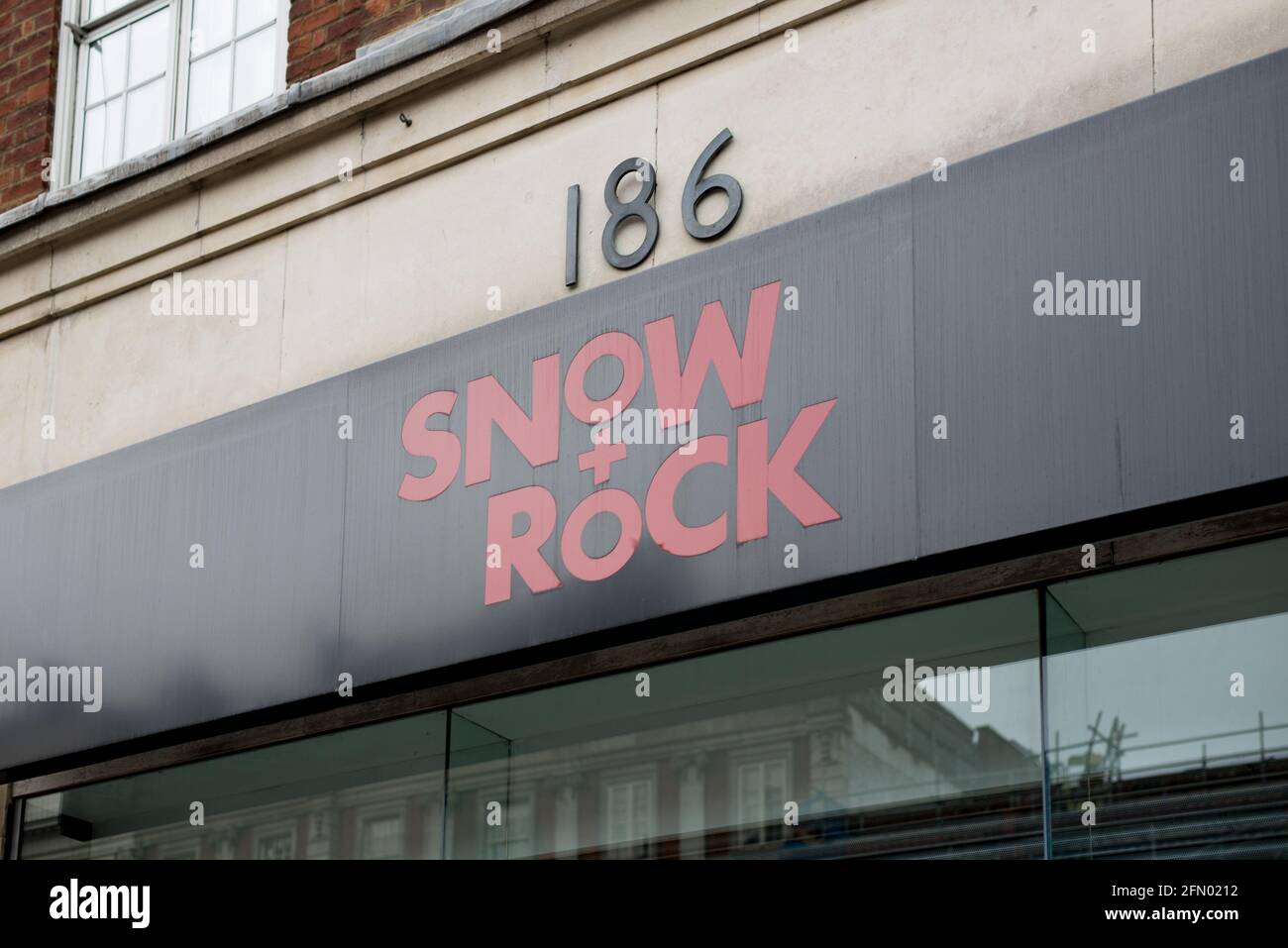 Black rock logo london hi-res stock photography and images - Alamy