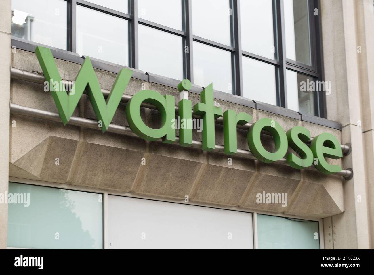 Waitrose logo hi-res stock photography and images - Alamy