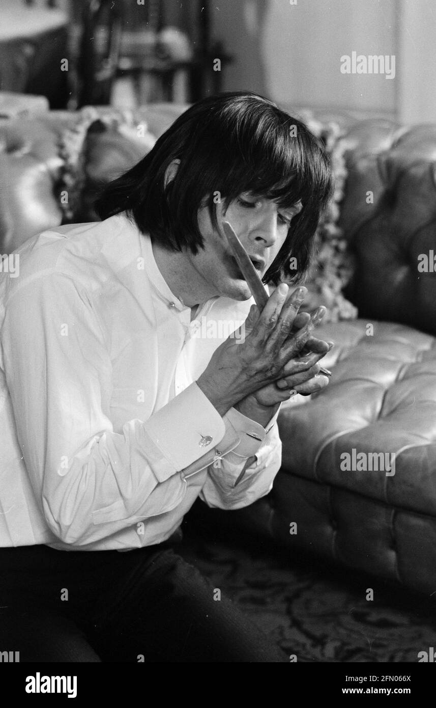 Dr. Jekyll and Sister Hyde (1971) Ralph Bates, Date: 1971 Stock Photo ...