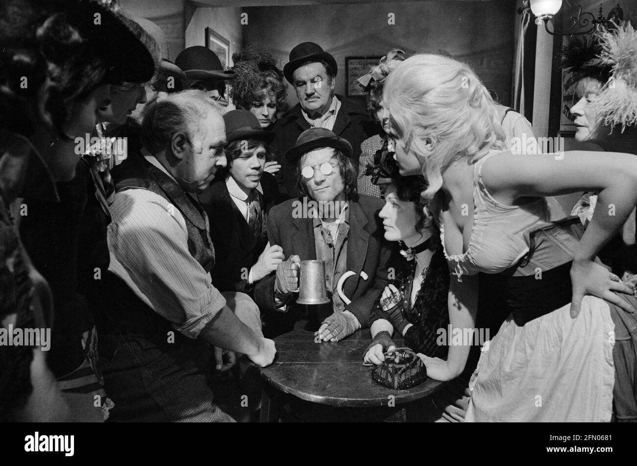 Dr. Jekyll and Sister Hyde (1971) Tony Calvin, Date: 1971 Stock Photo ...