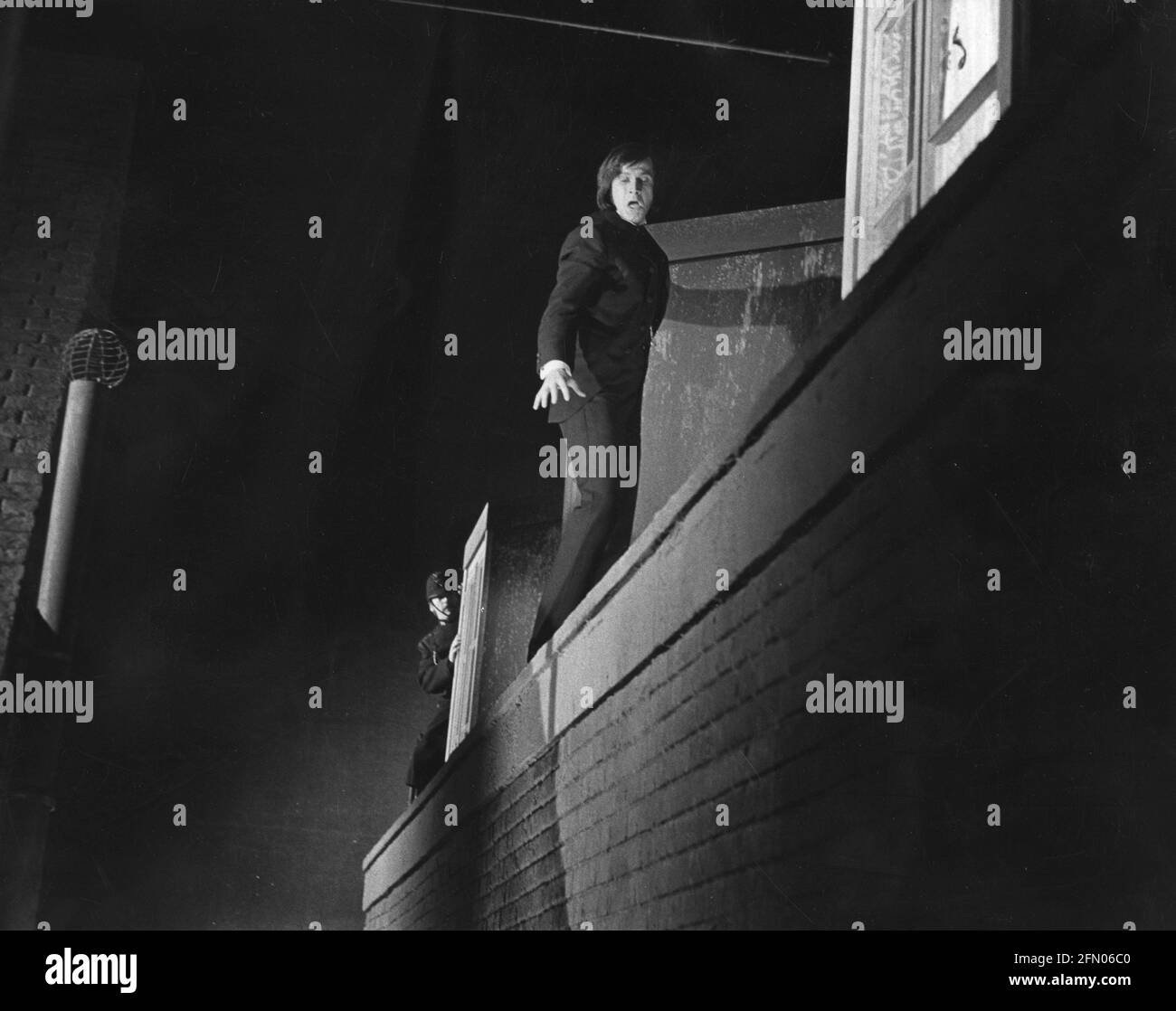 Doctor jekyll hyde Black and White Stock Photos & Images - Alamy