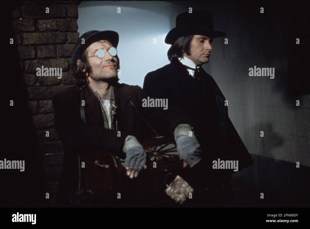 Dr. Jekyll and Sister Hyde (1971) Ralph Bates, Tony Calvin, Date: 1971 ...