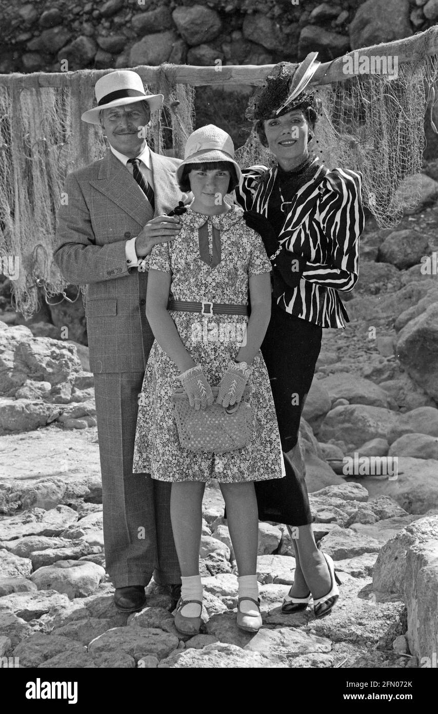 Evil Under the Sun (1982) Denis Quilley, Diana Rigg, Emily Hone, Date ...