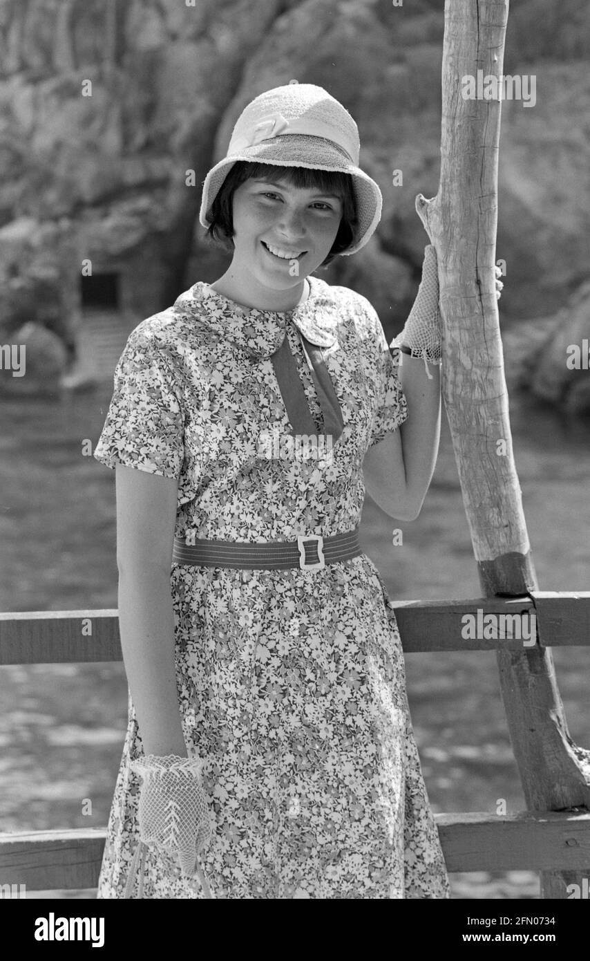 Evil Under the Sun (1982) Emily Hone, Date: 1982 Stock Photo - Alamy