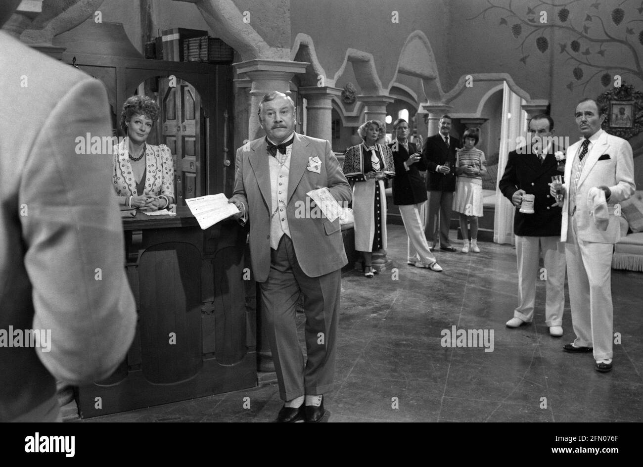 Evil Under the Sun (1982) Peter Ustinov, Colin Blakely, Denis Quilley ...