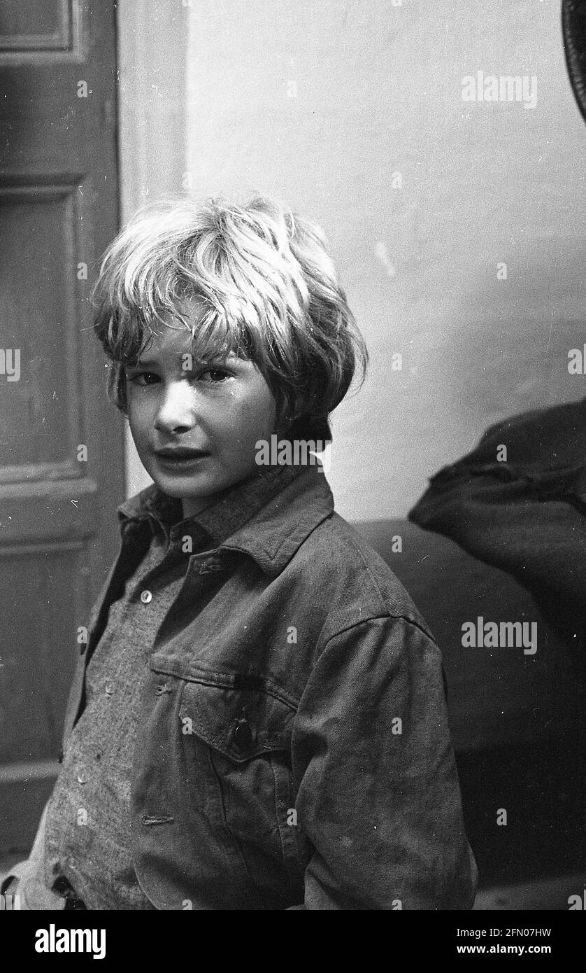 Eyewitness (1970) Mark Lester, Date: 1970 Stock Photo - Alamy