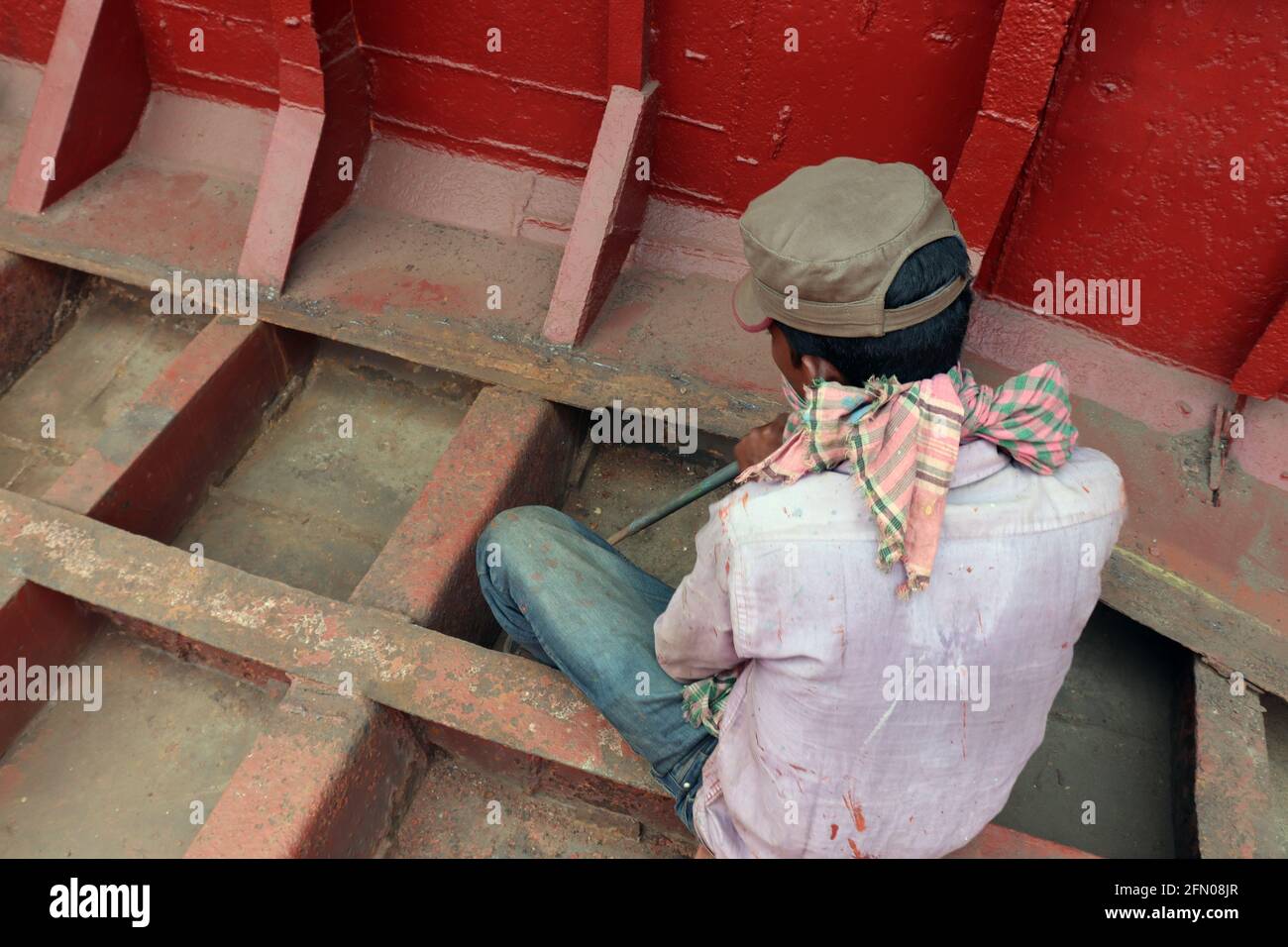 Boat restoration hi-res stock photography and images - Alamy