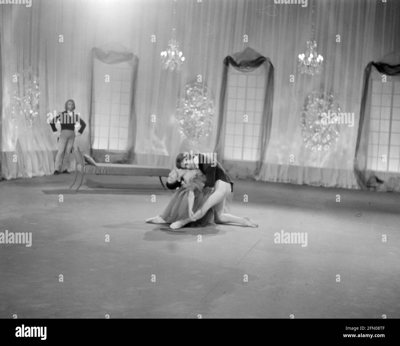 Ballet film dancer hi-res stock photography and images - Alamy