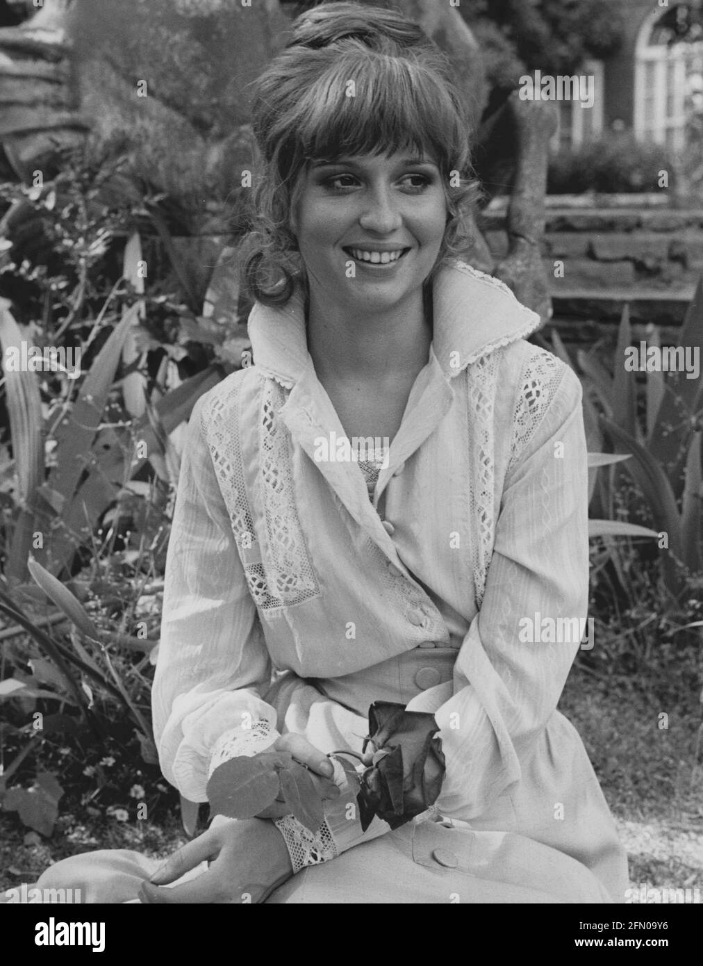 Susan Penhaligon High Resolution Stock Photography and Images - Alamy