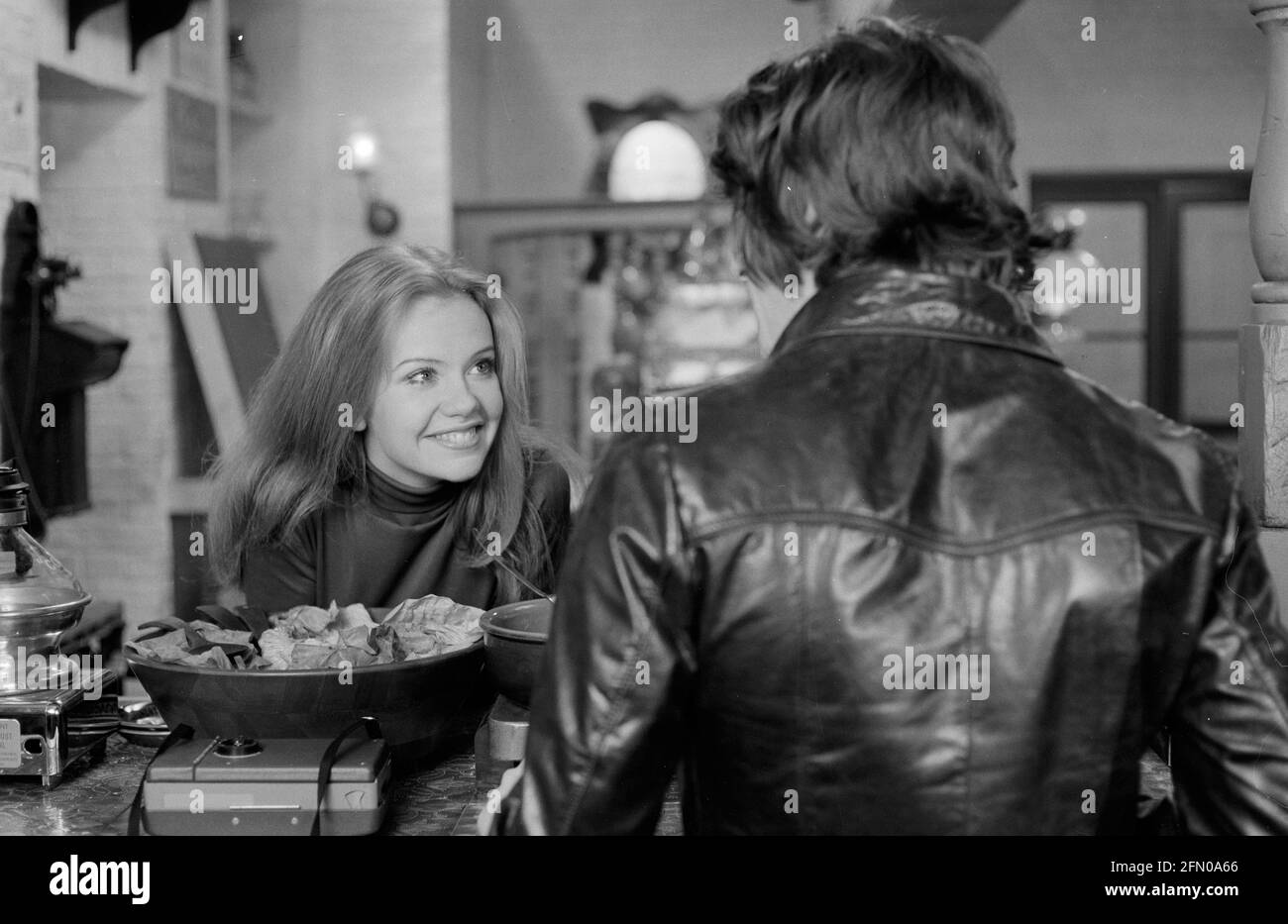 John mills and hayley mills Black and White Stock Photos & Images - Alamy