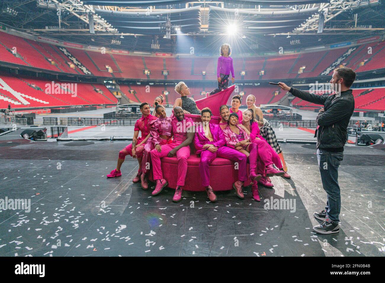 Wembley stadium tour hi-res stock photography and images - Alamy
