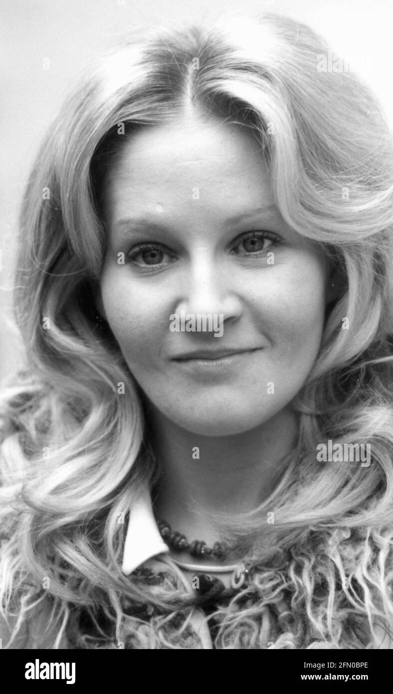 Michele Dotrice High Resolution Stock Photography and Images - Alamy