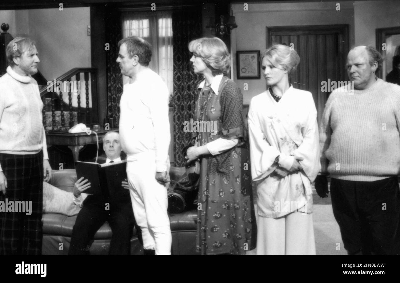 Leslie phillips and roy kinnear hi-res stock photography and images - Alamy