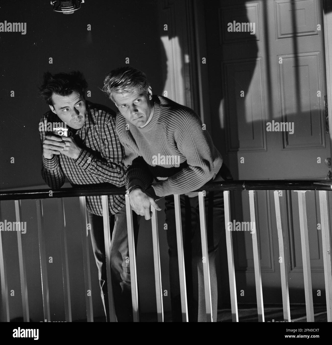 The Servant (1963) Dirk Bogarde, James Fox Date: 1963 Stock Photo - Alamy