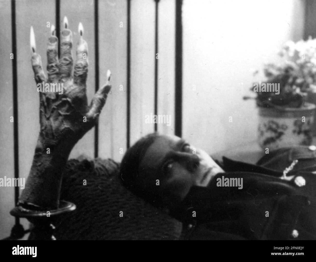 Edward woodward wicker man hi-res stock photography and images - Alamy