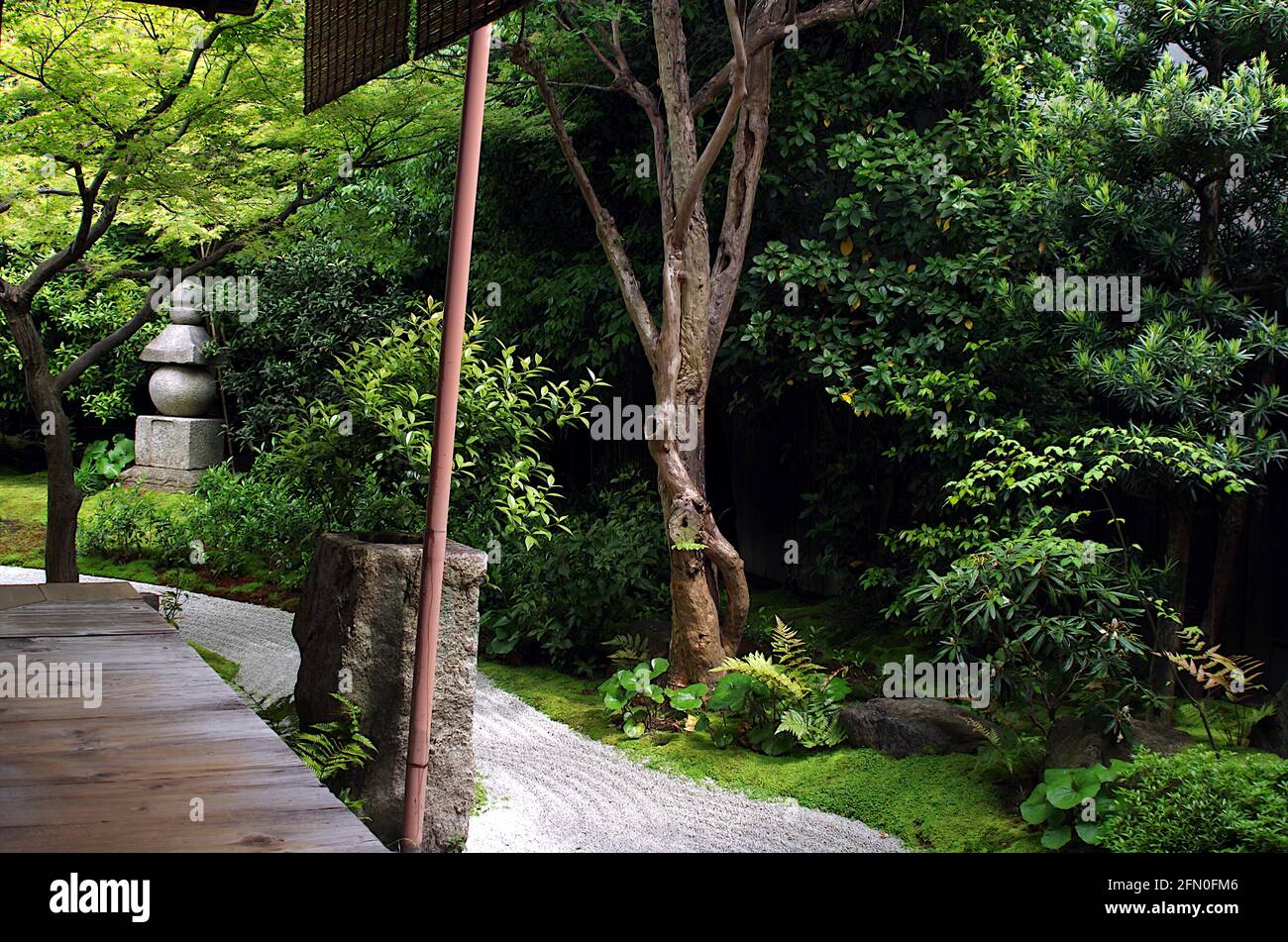 Japanese engawa hi-res stock photography and images - Alamy