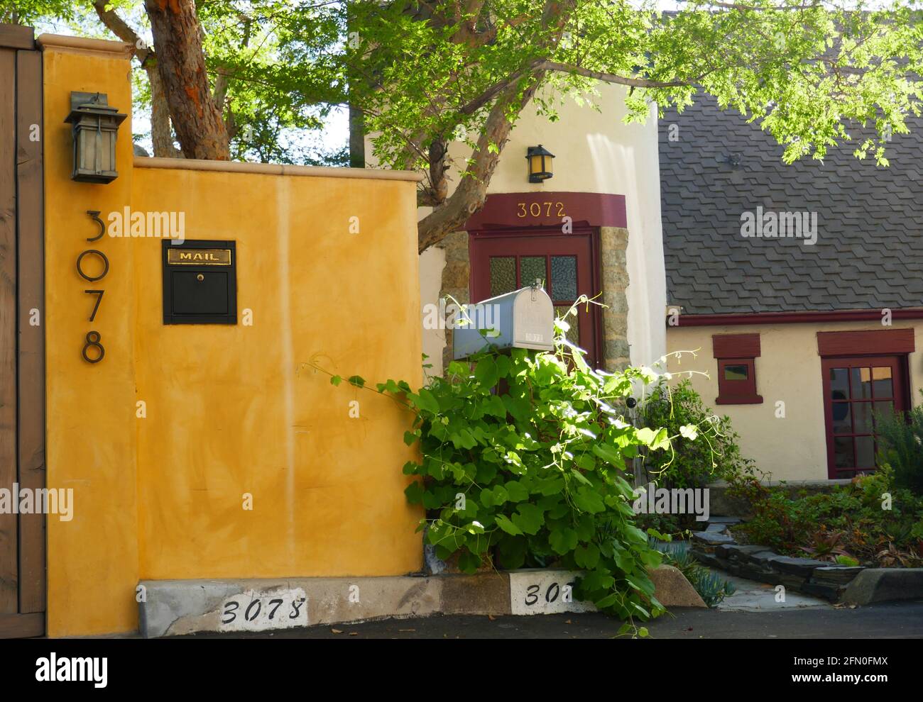 Jack nicholson jack nicholson house hi-res stock photography and images ...