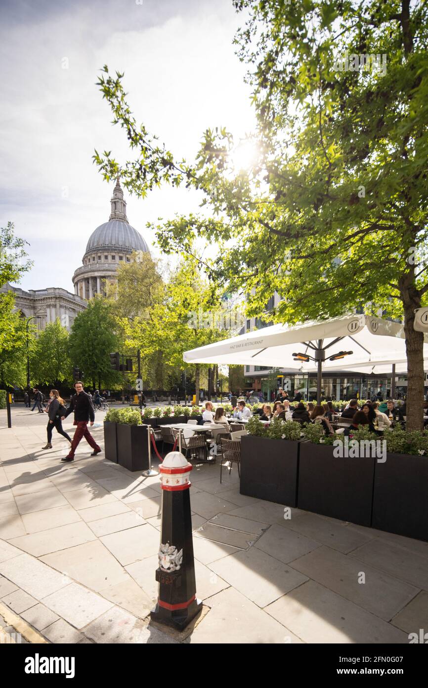 St paul's cathedral, cheapside, city of london, england Stock Photo - Alamy
