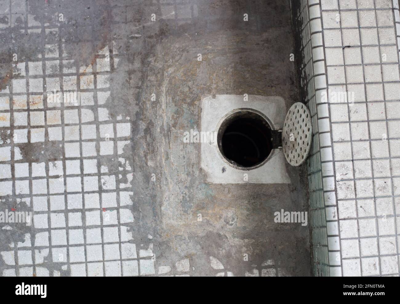 Top view of old dirty floor drain in a bathroom Stock Photo - Alamy