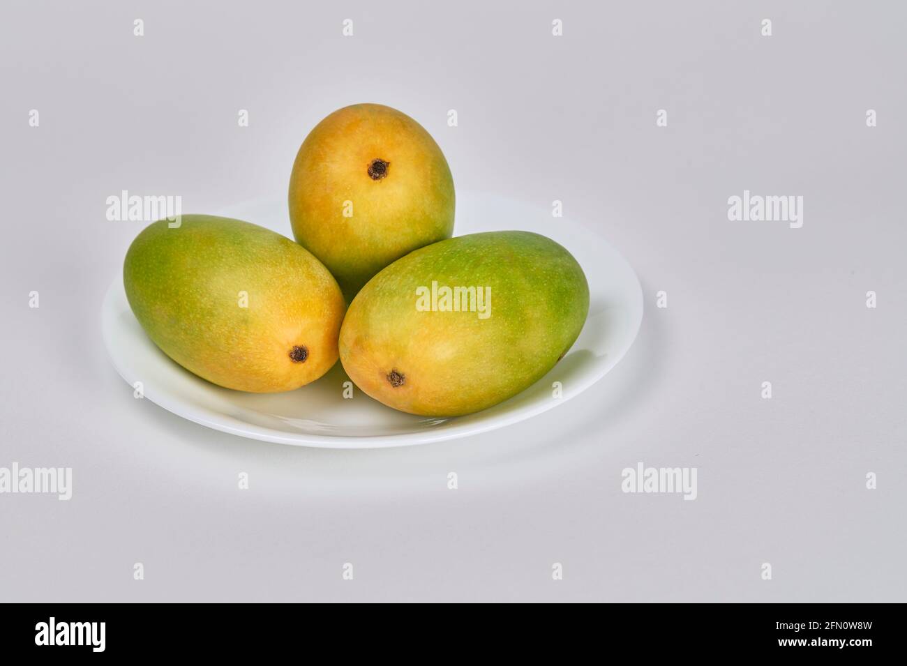 Dussehri mangoes hi-res stock photography and images - Alamy