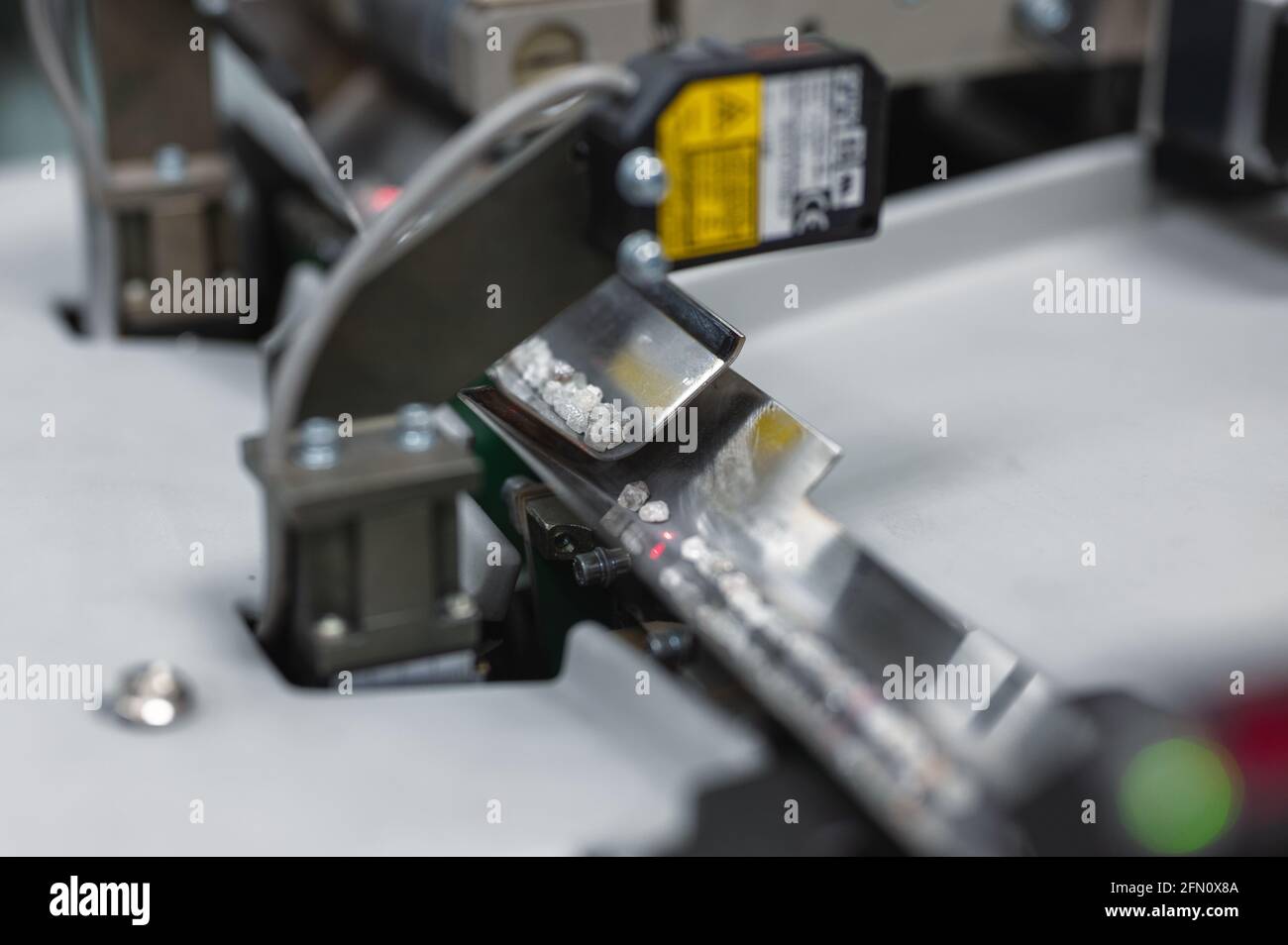 Automatic sorting of diamonds, modern machine vision technologies ...