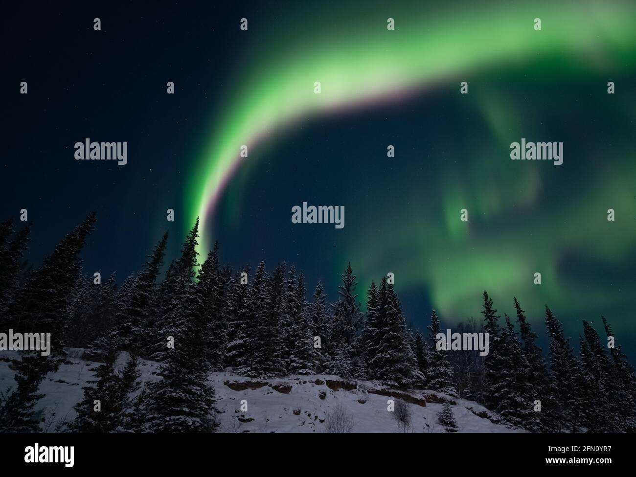 Northern lights alaska hi-res stock photography and images - Alamy