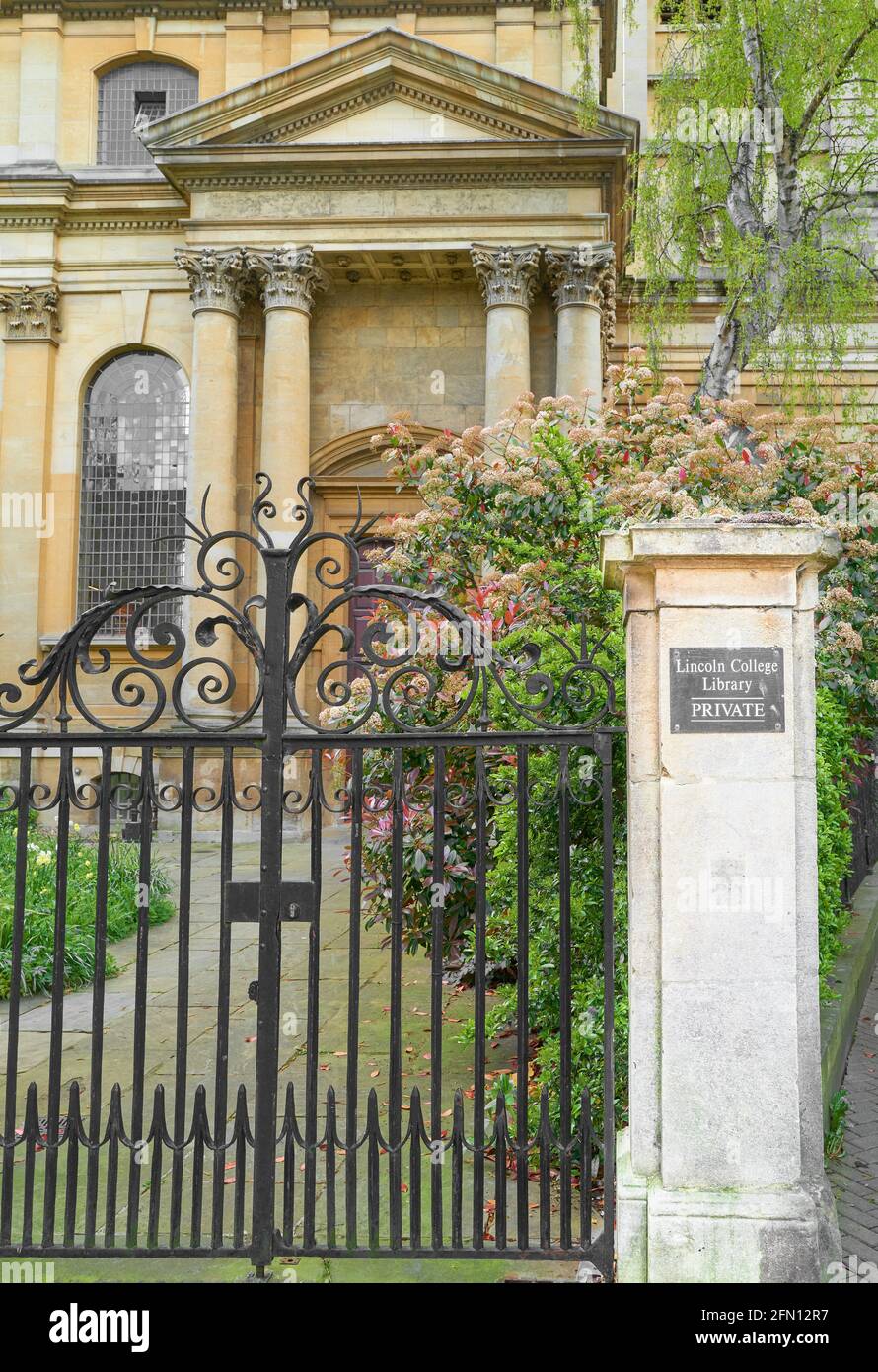 Lincoln college library hi-res stock photography and images - Alamy