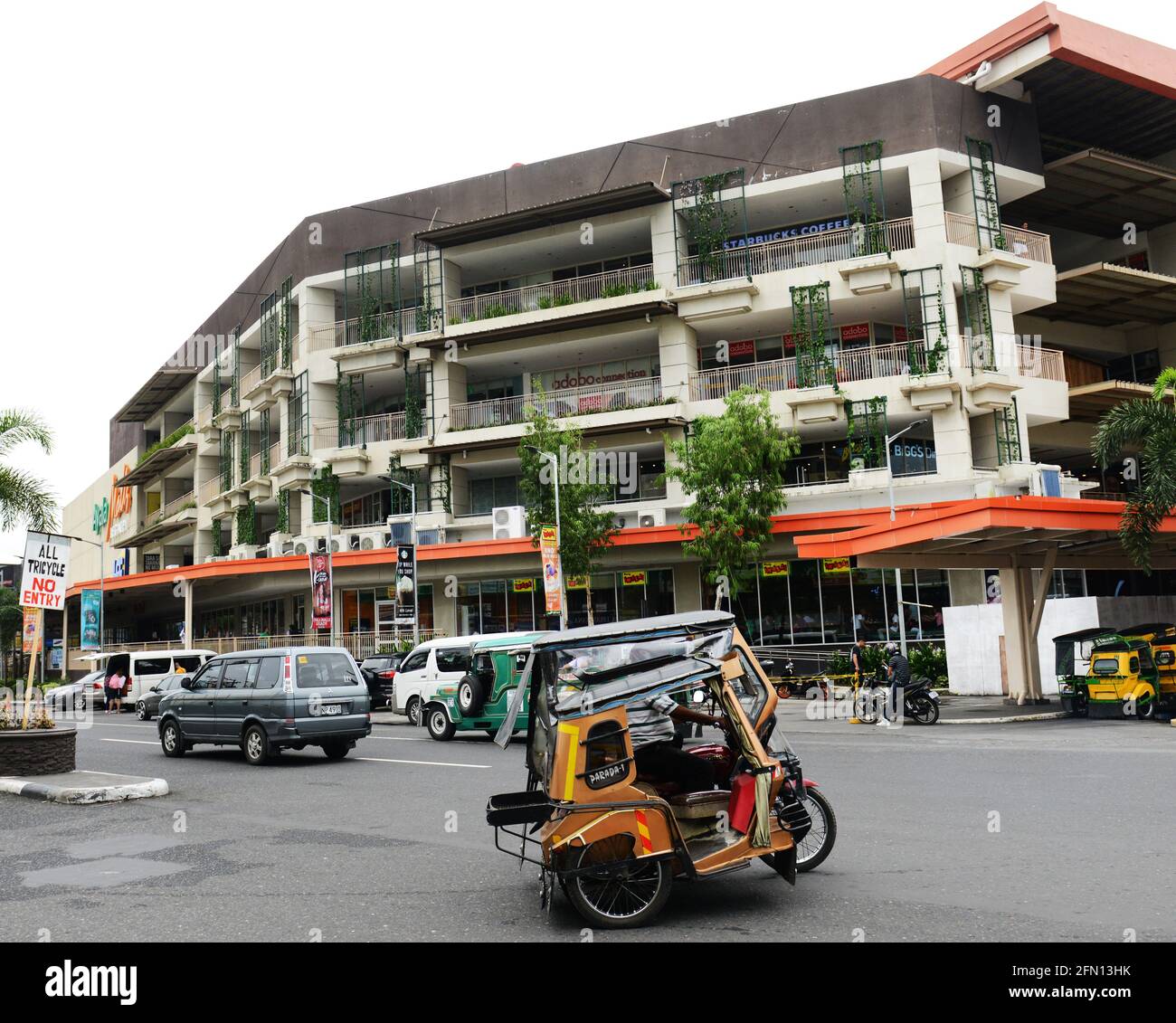 Ayala mall in Legazpi, The Philippines Stock Photo - Alamy