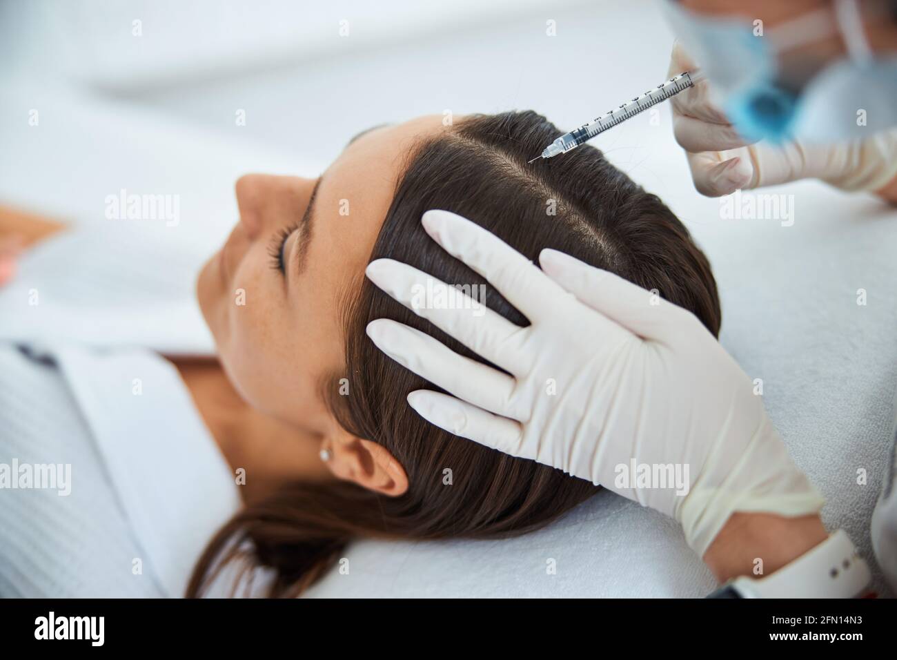 Serum for injection hi-res stock photography and images - Alamy