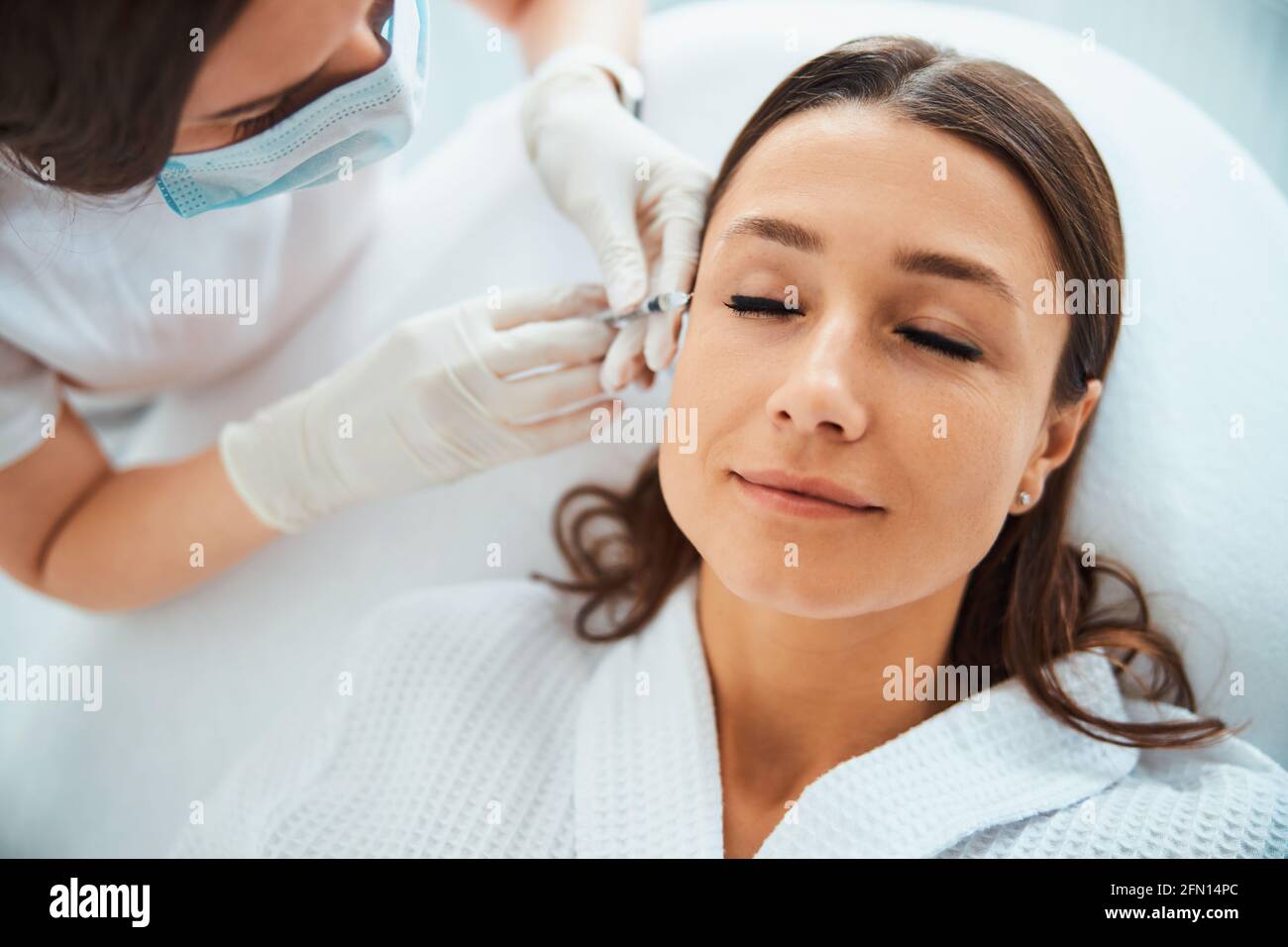 Subcutaneous injection hi-res stock photography and images - Alamy