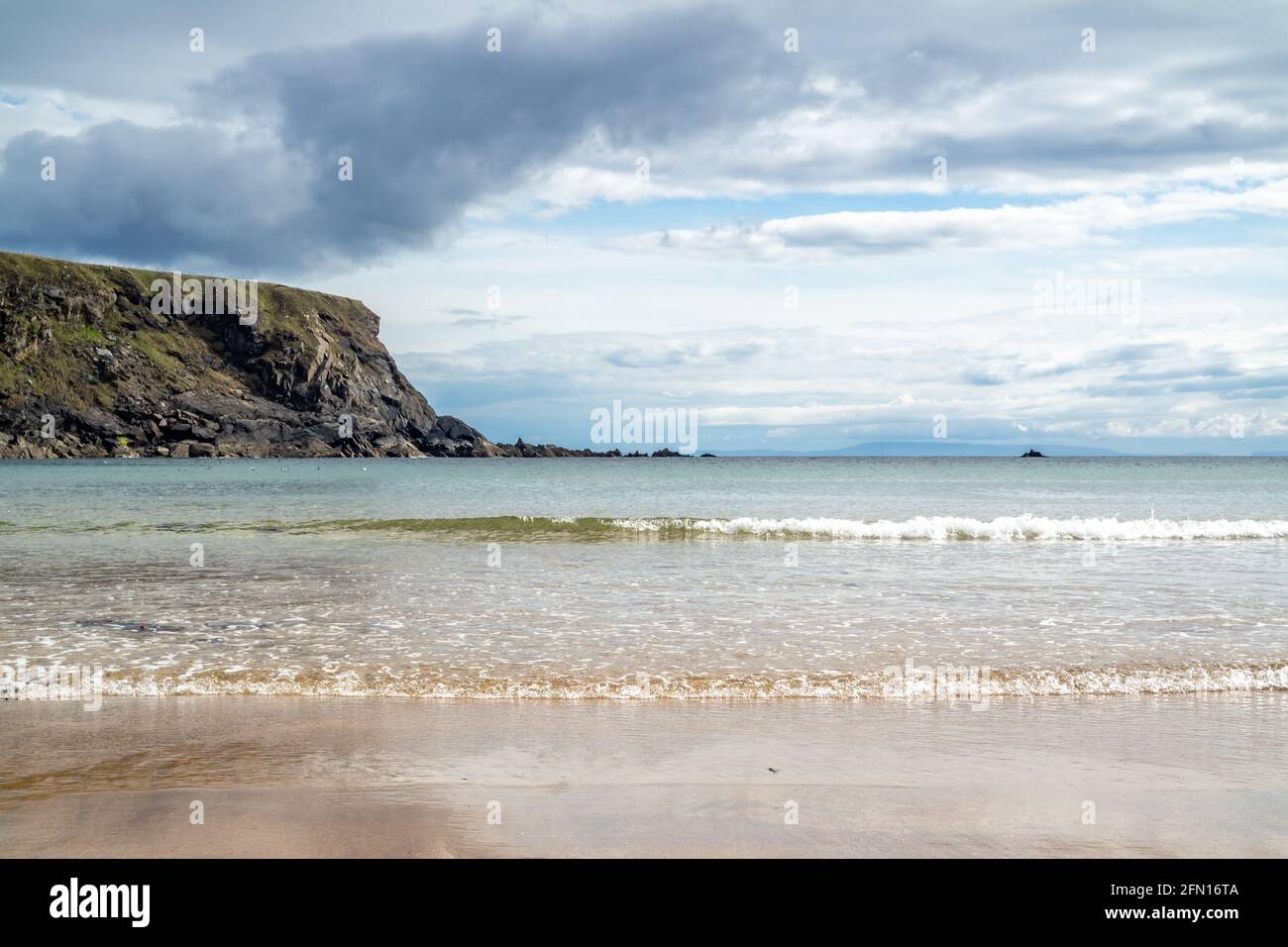 Silver strand beach sheep hi-res stock photography and images - Alamy