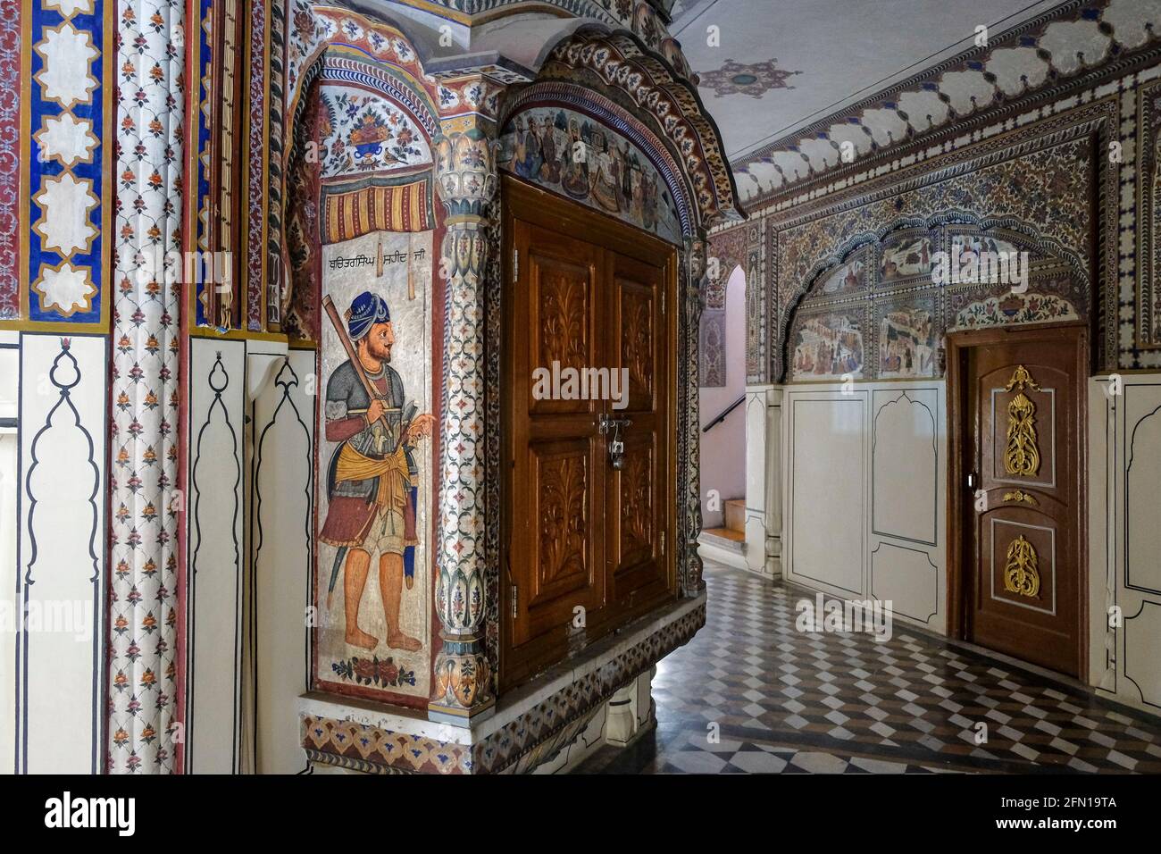 Gurdwara interior hi-res stock photography and images - Alamy