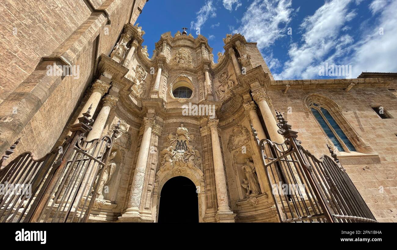Exterior of the Valencia Cathedral Stock Photo - Alamy