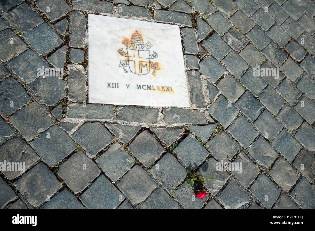 May 13, 2021 : Memorial plaque at the site of the assassination attempt ...
