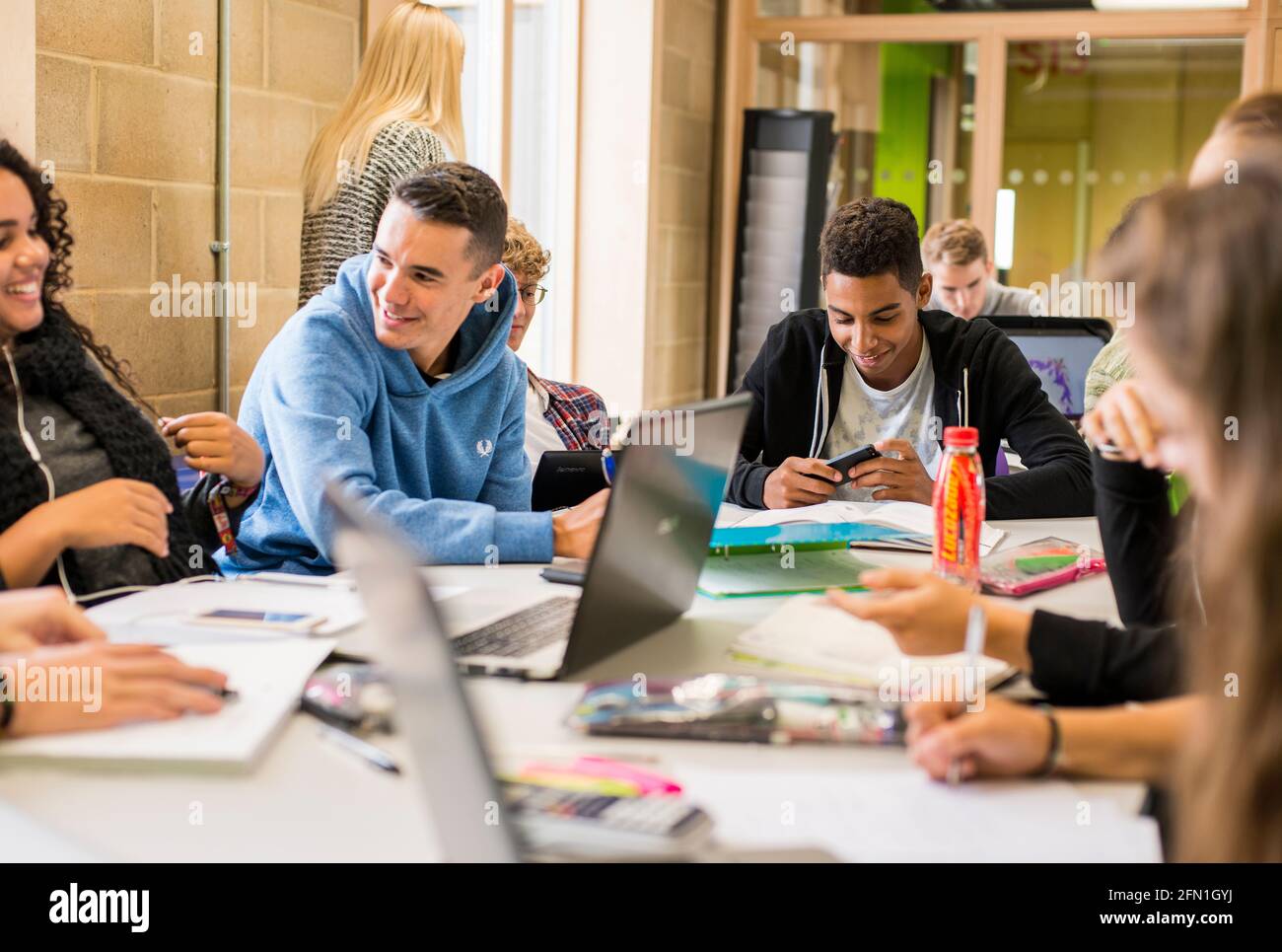 Multicultural sixth form students, young people in education, teenagers ...