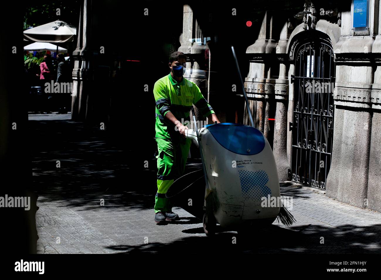 Road cleaner hi-res stock photography and images - Alamy
