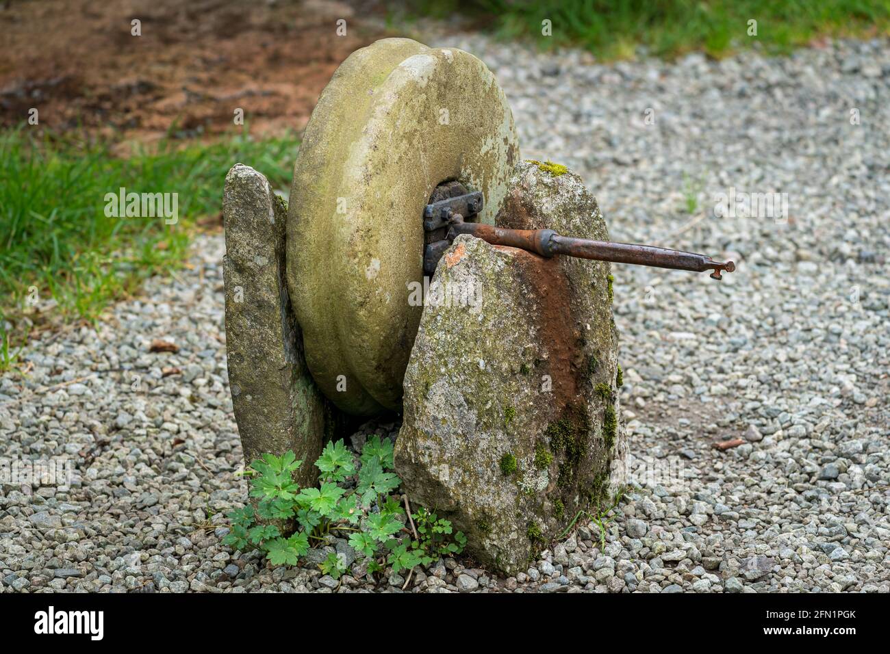 Round grindstone hi-res stock photography and images - Alamy