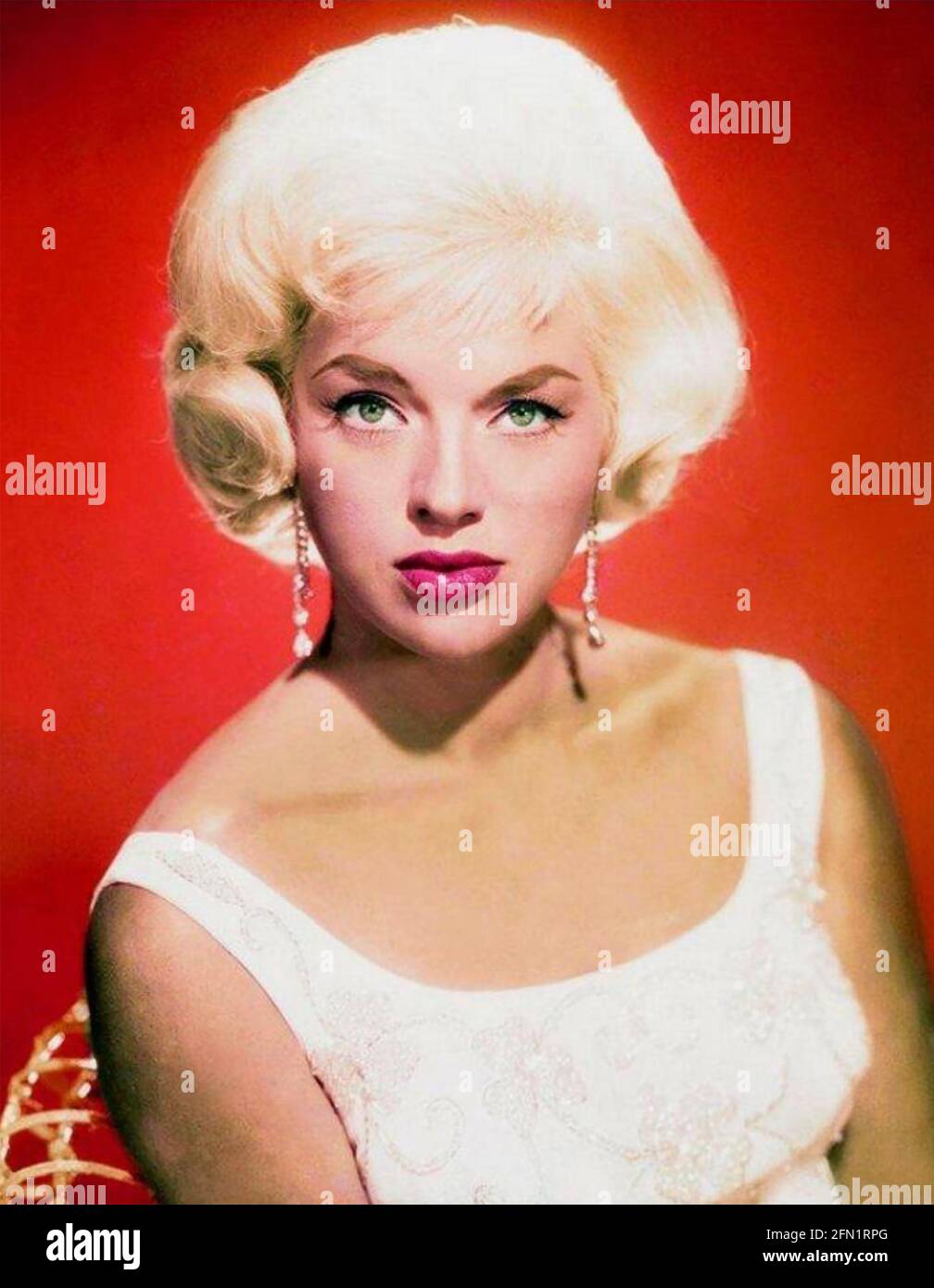 DIANA DORS (1931-1984) English fiom and TV actress about 1960 Stock ...
