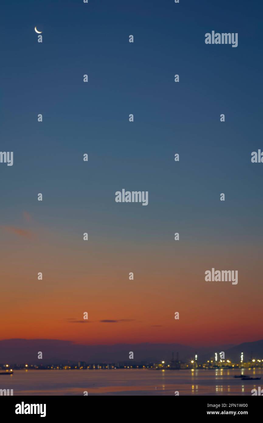 Twilight landscapes hi-res stock photography and images - Alamy