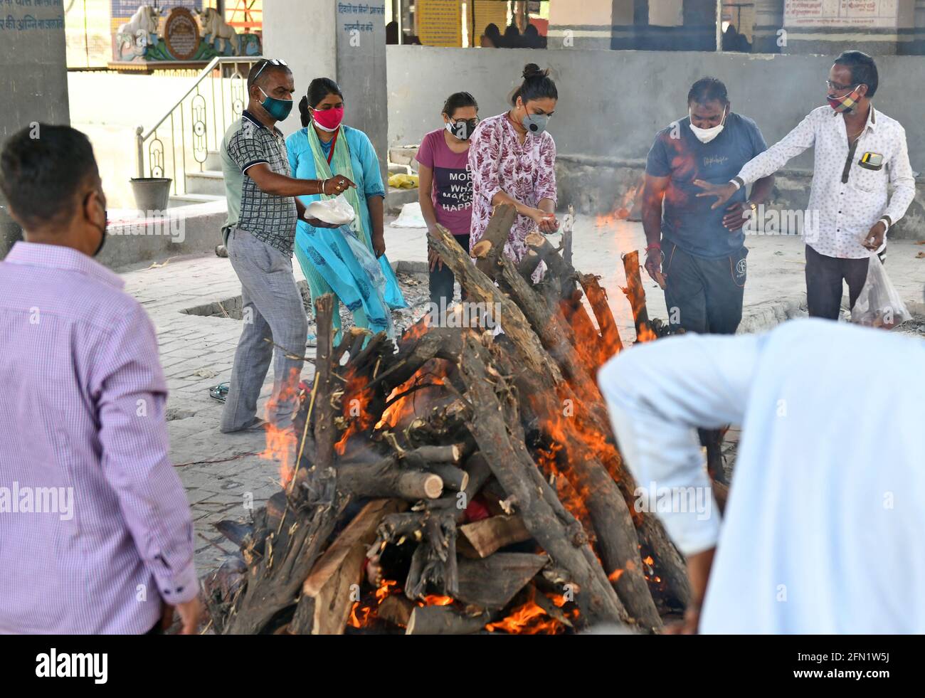 India funeral indian hindu tradition ceremony traditional culture ...