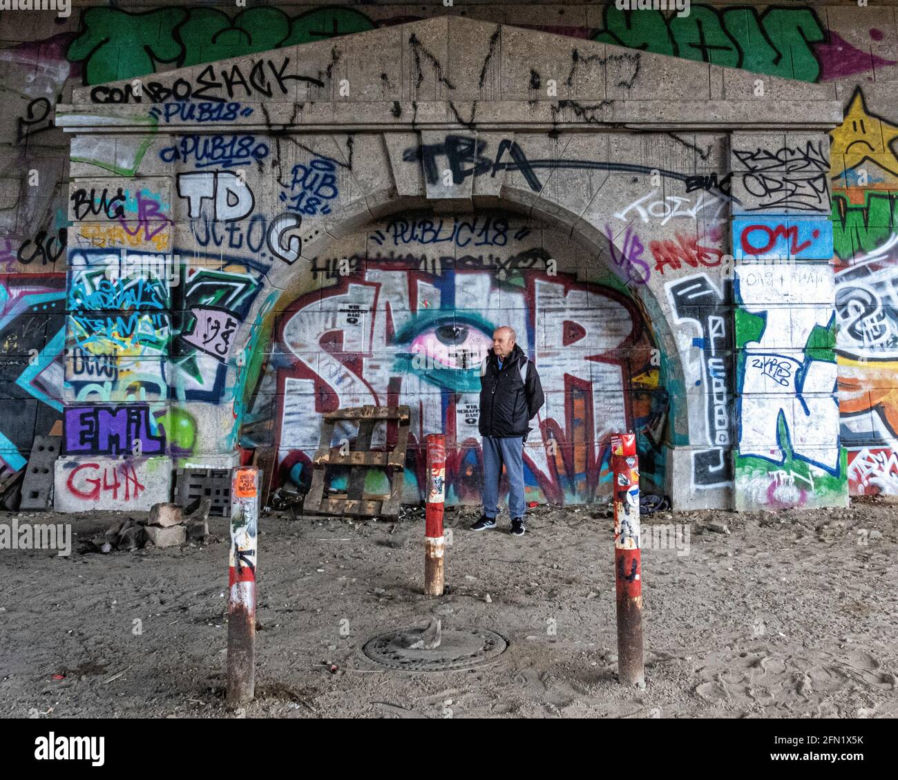 Graffiti Covered support of the Bornholmer strasse road bridge ...