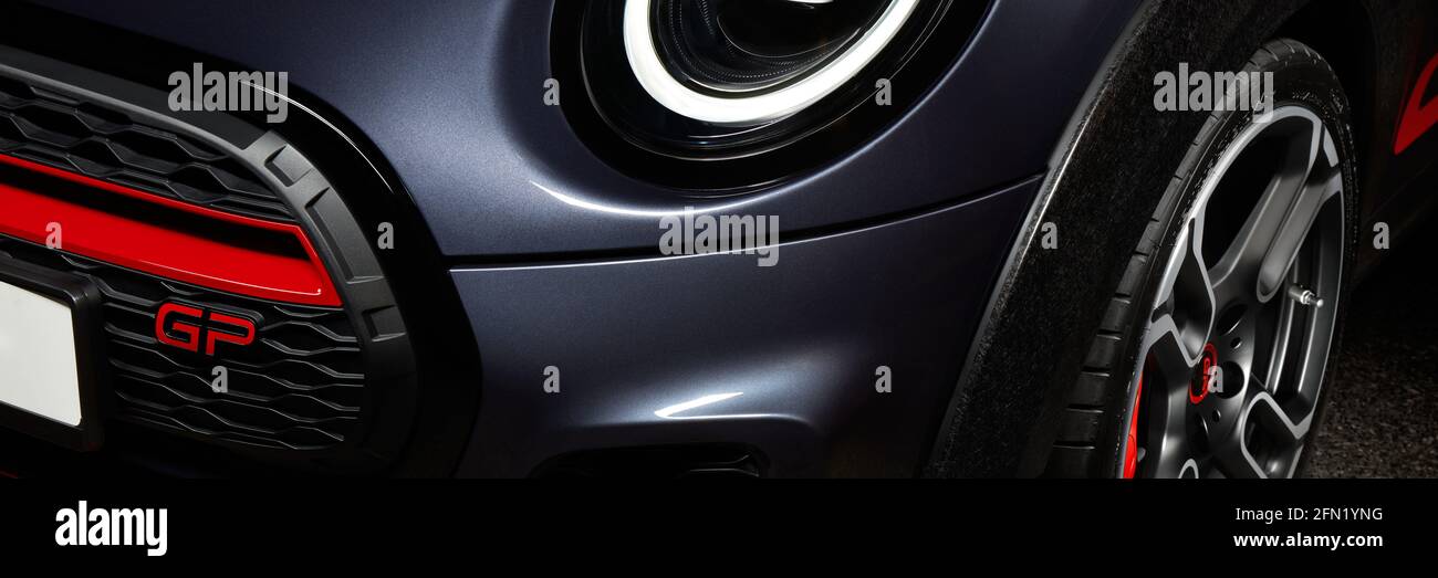 Lowered suspension hi-res stock photography and images - Alamy