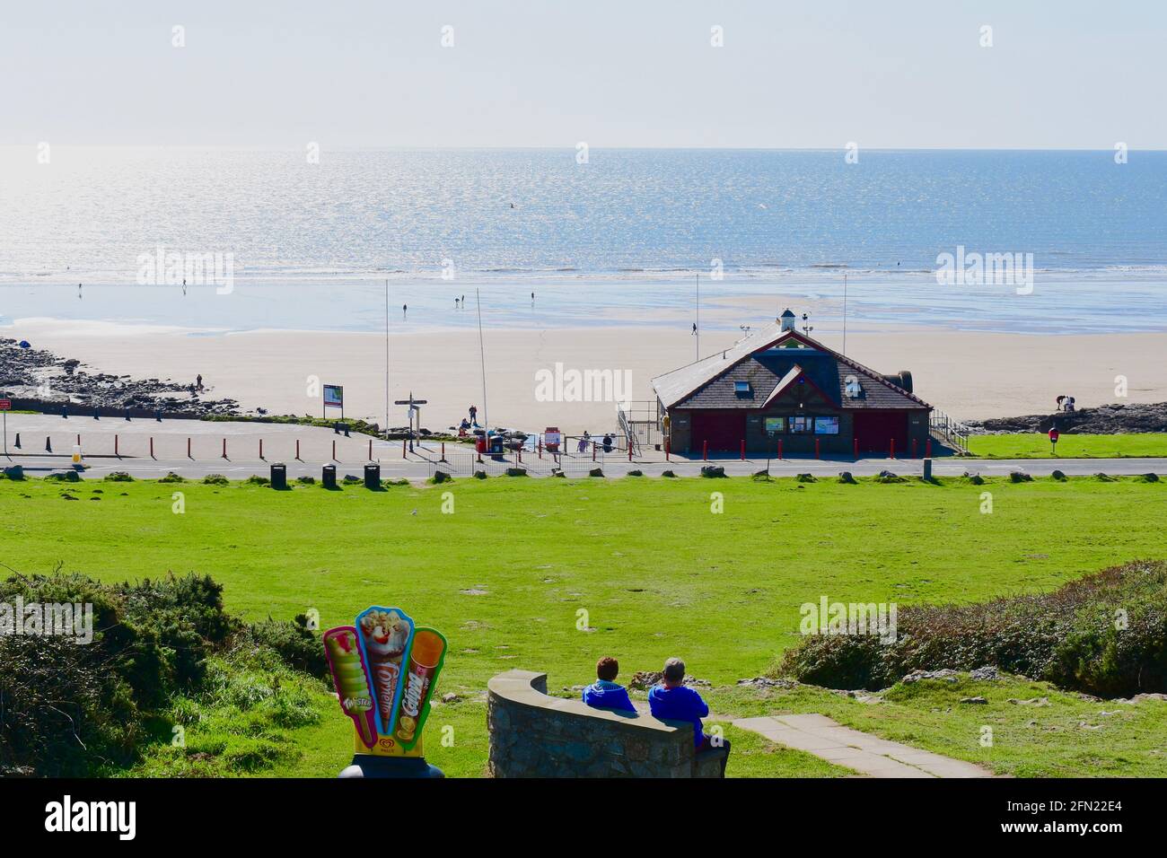 Children surfing waves blue hi-res stock photography and images - Alamy
