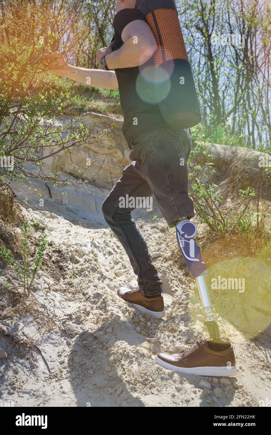 Man carrying a joint hi-res stock photography and images - Alamy