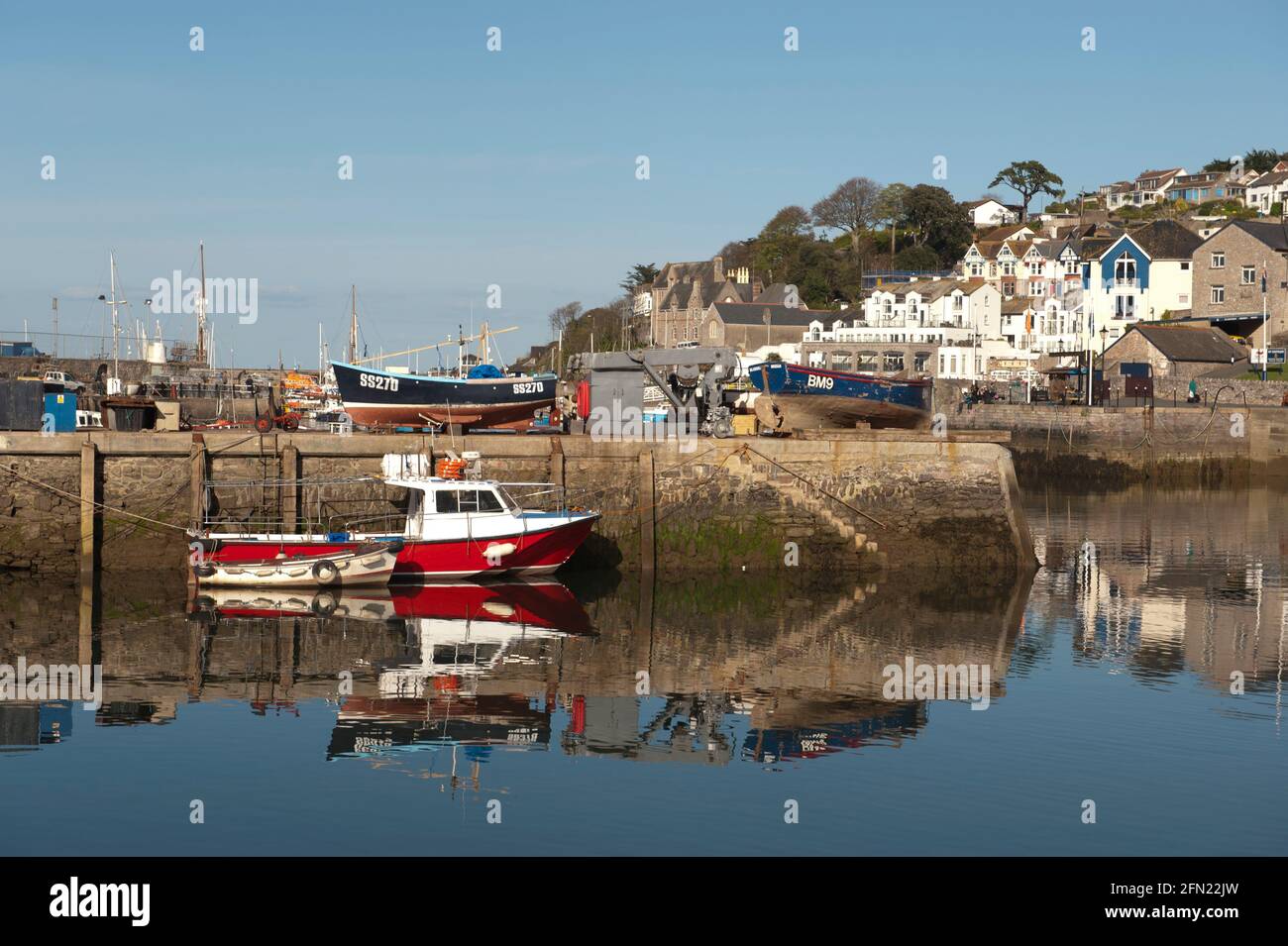 Brixham devon harbour fishing boats boats hi-res stock photography and ...