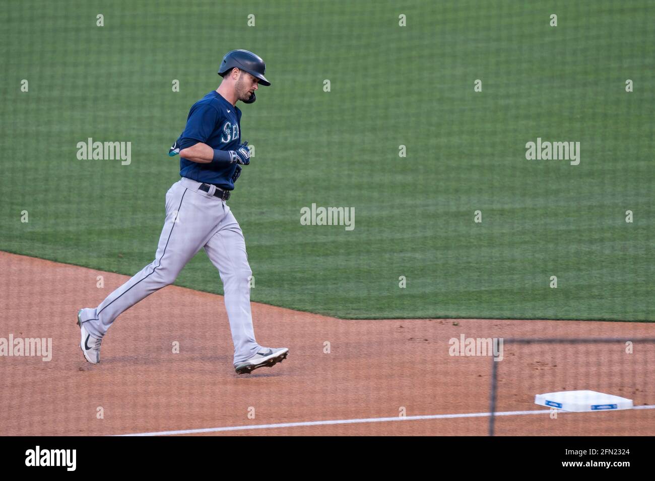 Los Angeles, United States. 11th May, 2021. Seattle Mariners right ...